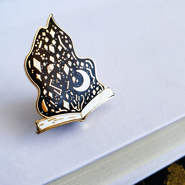 Books are Magic - Witchy Enamel Pin – IceyDesigns